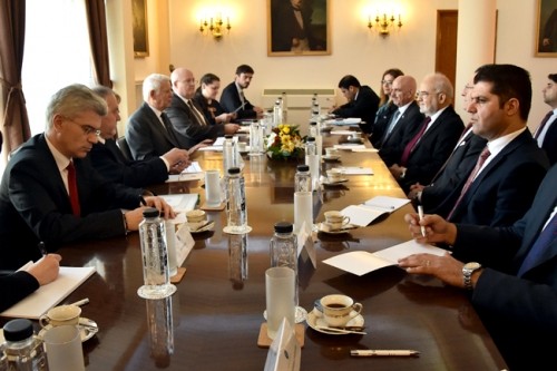 الجعفري ونظيره الروماني يبحثان تعزيز العلاقات والتعاون الأمني ...